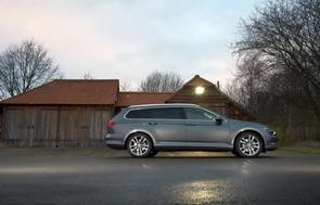 Fuel tank capacity of a Passat Estate? | Ask Carzone